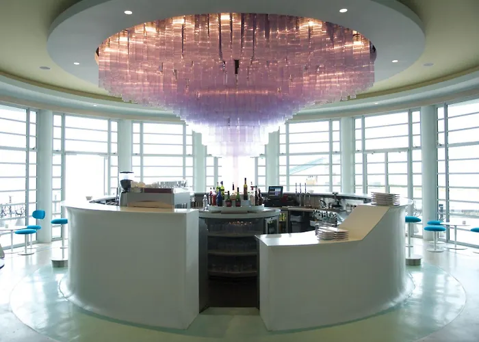 HOTEL THE MIDLAND, MORECAMBE